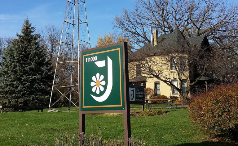 Home - Jonathan Association Chaska